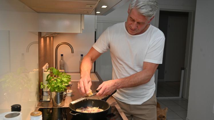Fest-Reste aufwärmen? Tipps vom Itzehoer Hobbykoch Michael Sierk