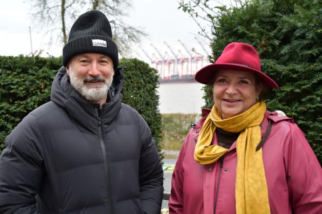 Strandperle unter Wasser: So erleben Hamburger die Sturmflut