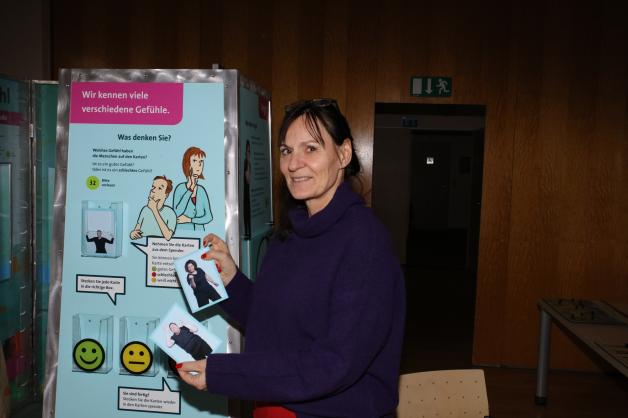 Ausstellung in Prisdorf: Großstadt-Mission bricht mit einem Tabu