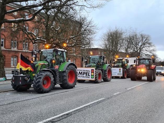 Überblick zu Bauernprotesten: Das war im Norden am Montag los