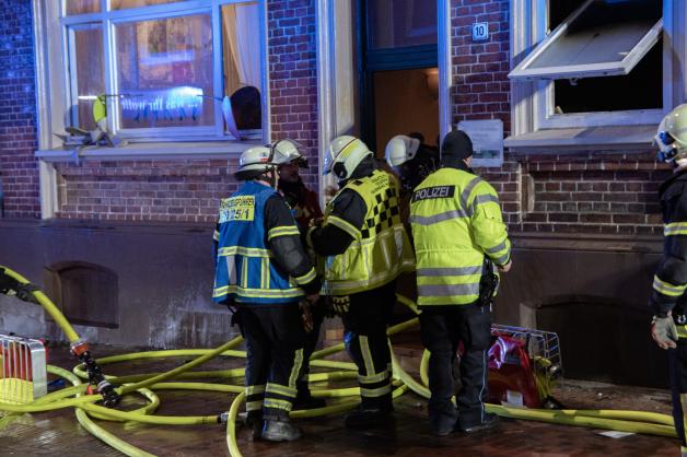 Brandstiftung in Oldenburg? Großfeuer in Kinderarztpraxis