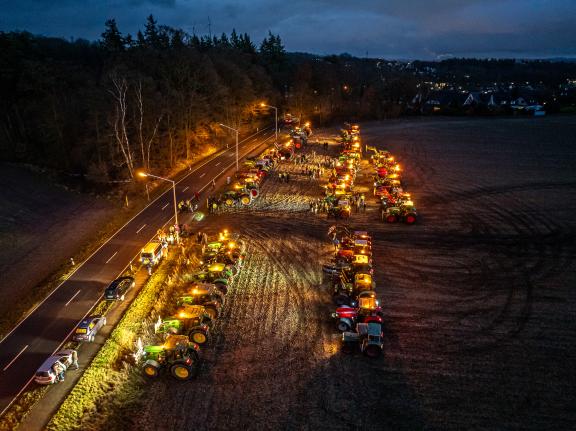 In Bildern: So lief die Lichterfahrt der Wallenhorster Landwirte