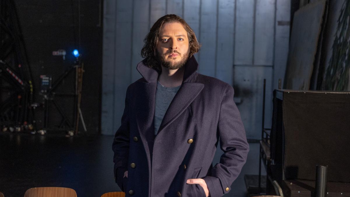 „Peter Grimes“ im Theater Osnabrück: James Edgar Knight erzählt