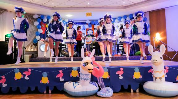 In Bildern: Karnevalsparty 2024 der Blau-Weißen Garde in Wallenhorst-Rulle