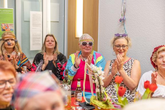 Frauenkarneval 2024 wurde im Schützenhaus in Belm-Icker gefeiert.