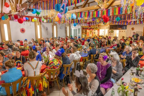 Frauenkarneval 2024 wurde im Schützenhaus in Belm-Icker gefeiert.