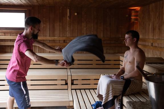 Steifen In Sauna