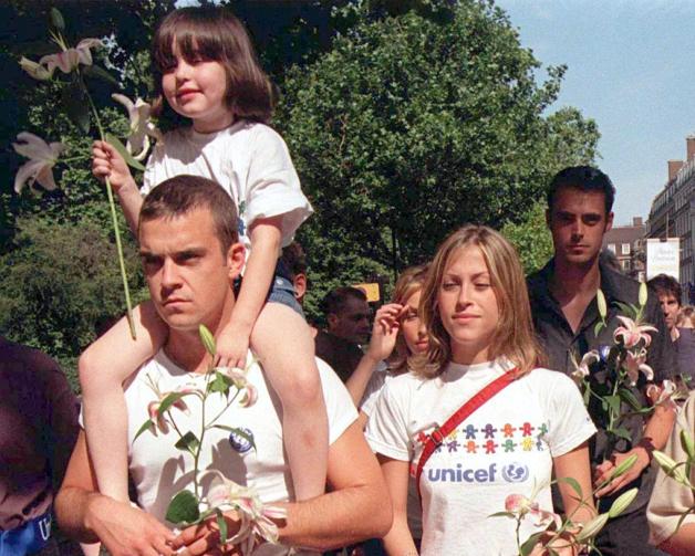 Robbie Williams feiert 50sten: „Jeden Abend eine Flasche Wodka“