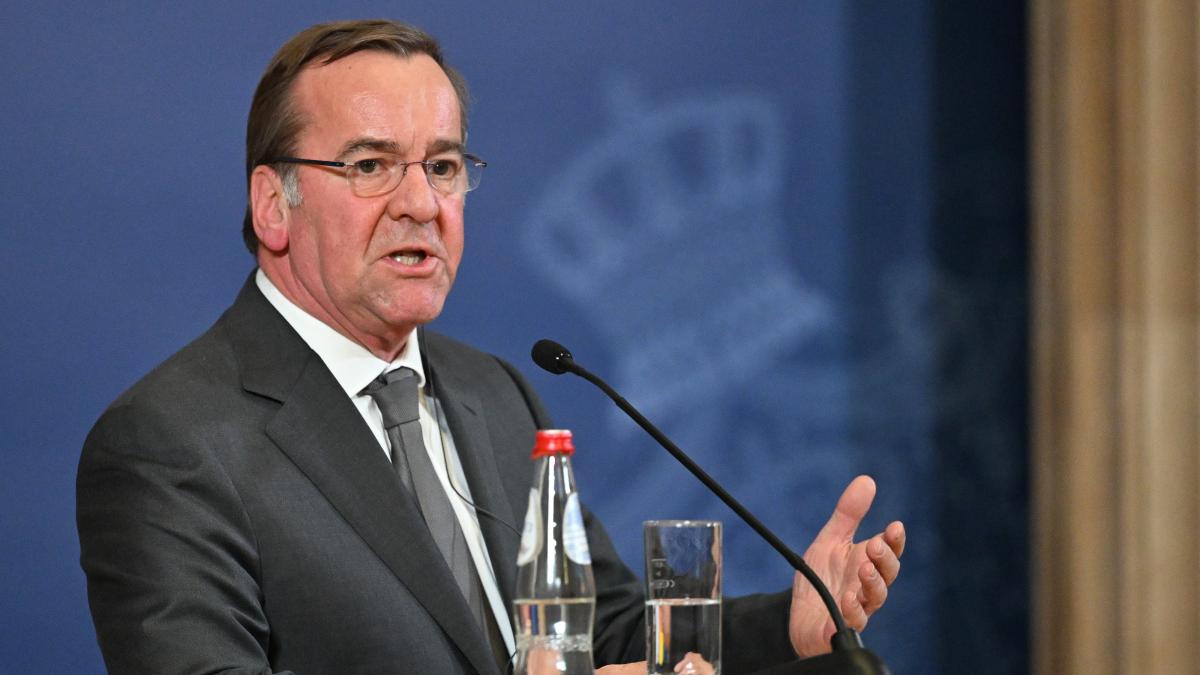 Debatte über EU-Atomwaffen: Was Pistorius und Habeck dazu sagen | SVZ