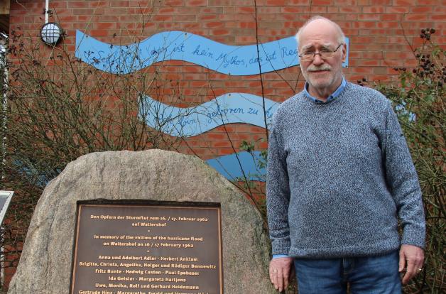 Hamburger Flut 1962: „Ich sah einen Mann tot im Baum hängen“