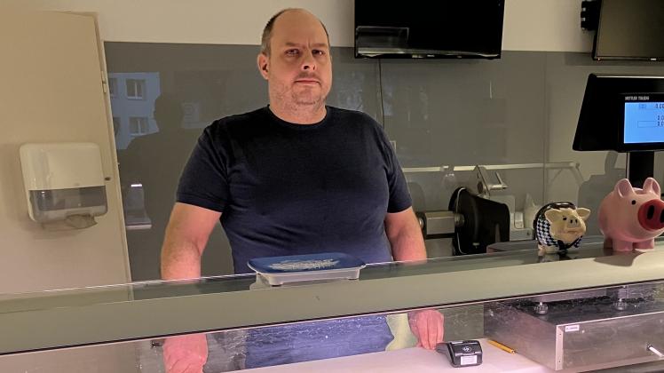 Thomas Straube öffnet seine Fleischerei in Quickborn wieder