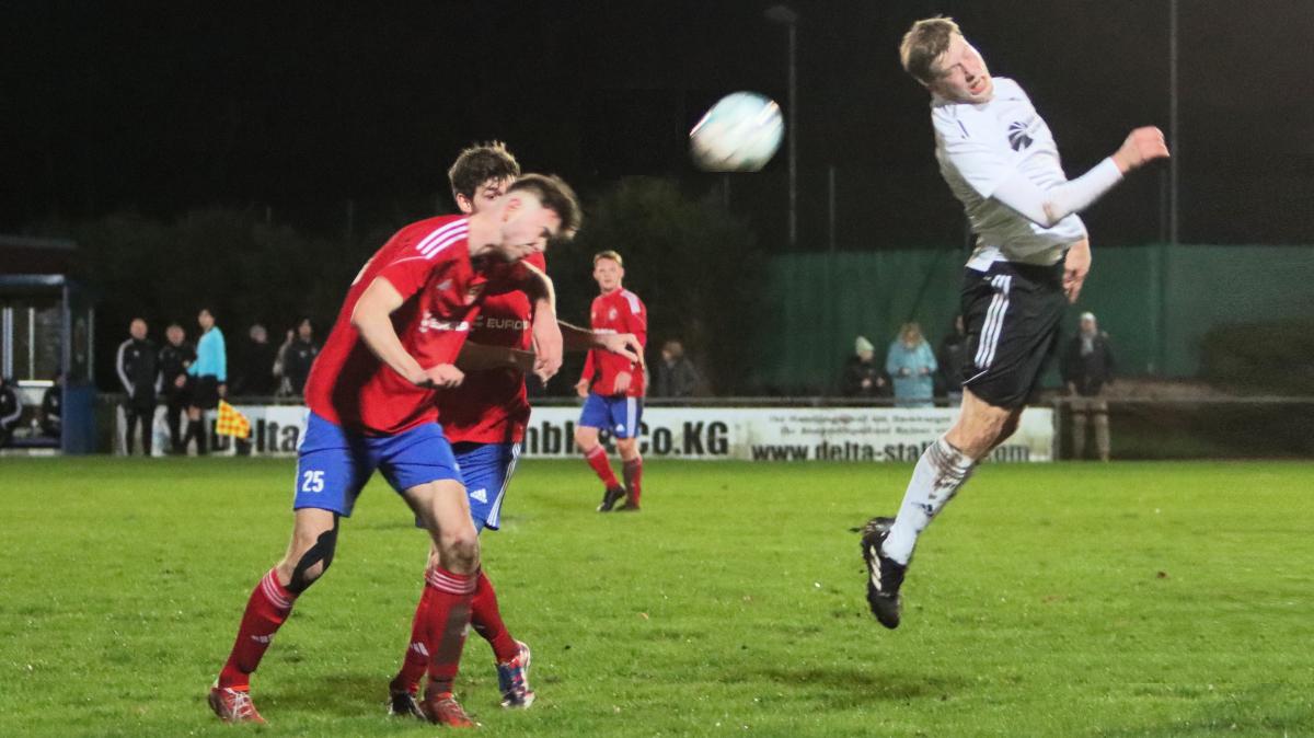 Fußball-Bezirksliga: Heidgrabener SV mit Remis beim SC Egenbüttel