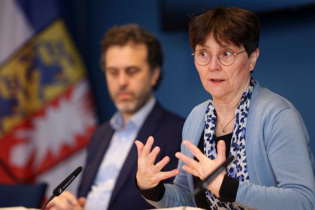 Monika Heinold muss 2025 eine halbe Milliarde Euro sparen