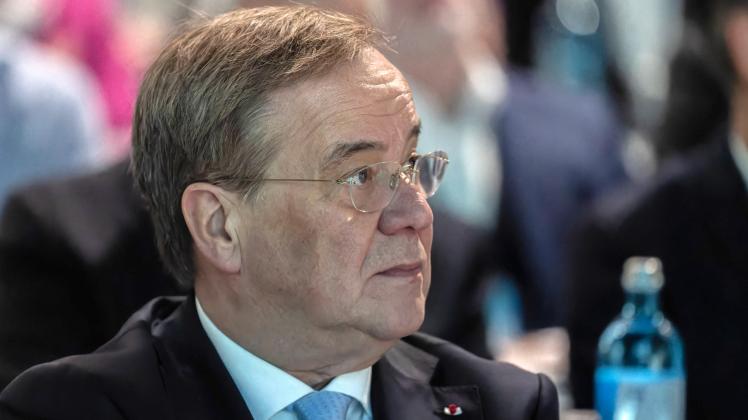 Armin Laschet kritisiert Olaf Scholz im Umgang mit Frankreich
