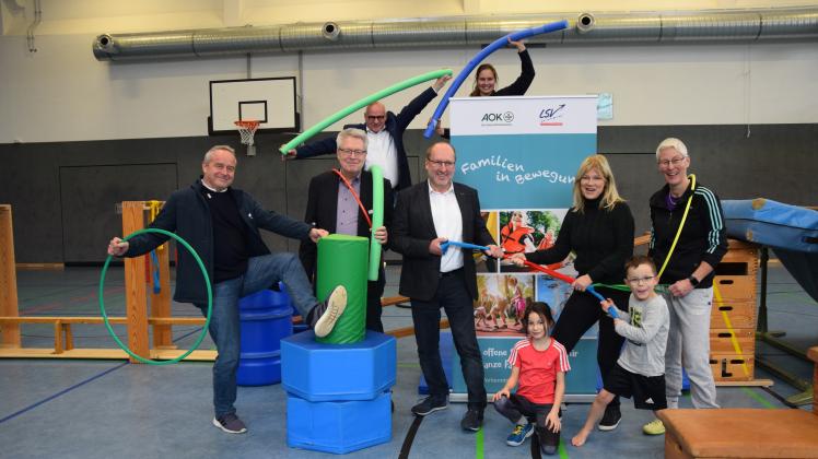 Inklusiver Familiensport im EMTV: Elmshorn bewegt sich gemeinsam