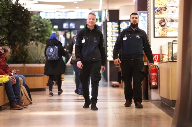 Unterwegs mit der Security in der Flensburger Galerie-Passage