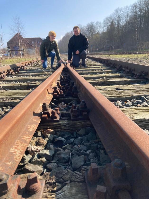 Christian Pfau und Dominik Hecht sind verrückt nach Eisenbahnen