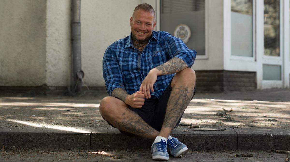 Vorträge im Emsland: Ex-Nazi Philip Schlaffer und sein Ausstieg