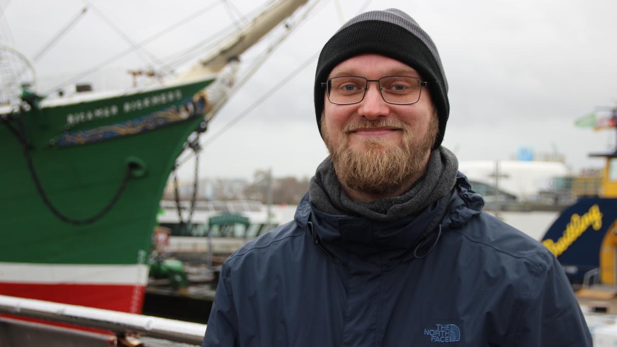 Zeitarbeit in der Pflege bei Personalmangel: „Sind wir böse?“ | DKO