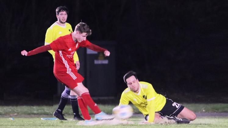 Fußball-Kreisliga: TuS Appen nimmt TuS Hasloh auseinander