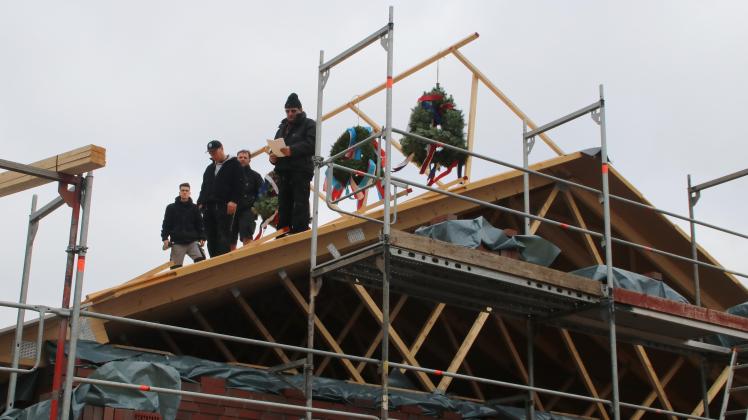 Richtfest für Neubau der Kita Schwalbennest in Wilster