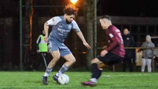 Fußball-Bezirksliga: Hetlinger MTV gewinnt beim FC Elmshorn