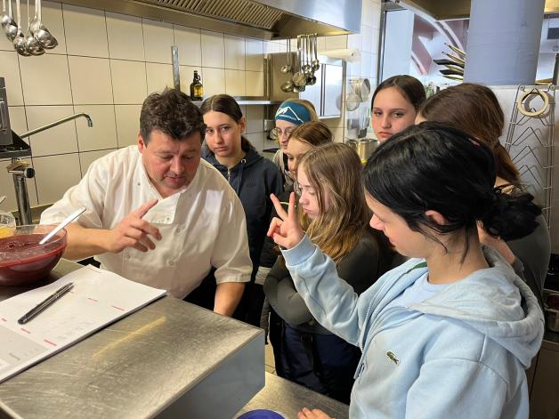 So haben Jugendliche in Wedel eine Klassenfahrt ohne Handy erlebt