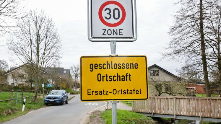 Geschlossene Ortschaft: Kurioses Schild am Ortseingang in Hagen