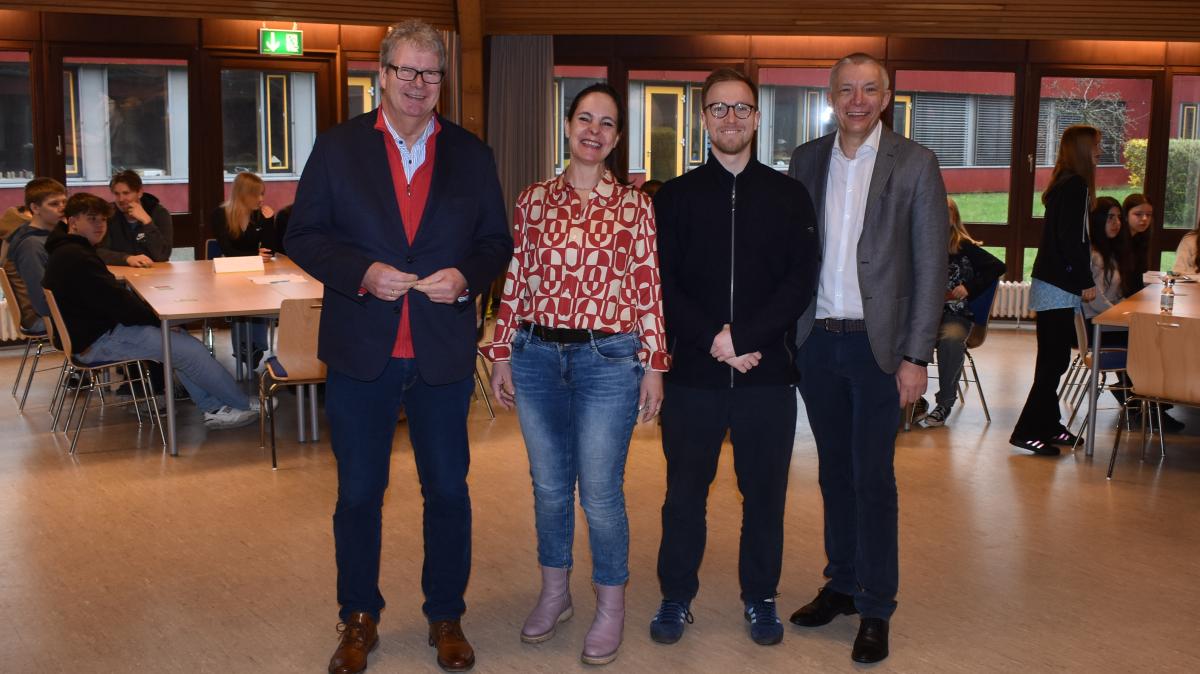 Barmstedt: GSS-Schüler im Speeddating mit Landtagsabgeordneten | SHZ