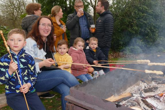Die schönsten Fotos vom Osterfeuer bei Menkens in Hoykenkamp