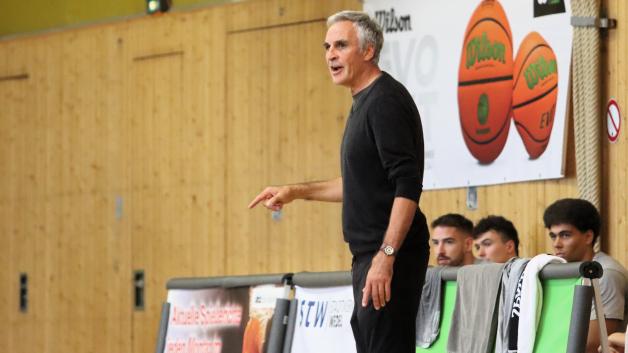 2. Basketball-Bundesliga: SC Rist Wedel bei den RheinStars Köln | SHZ