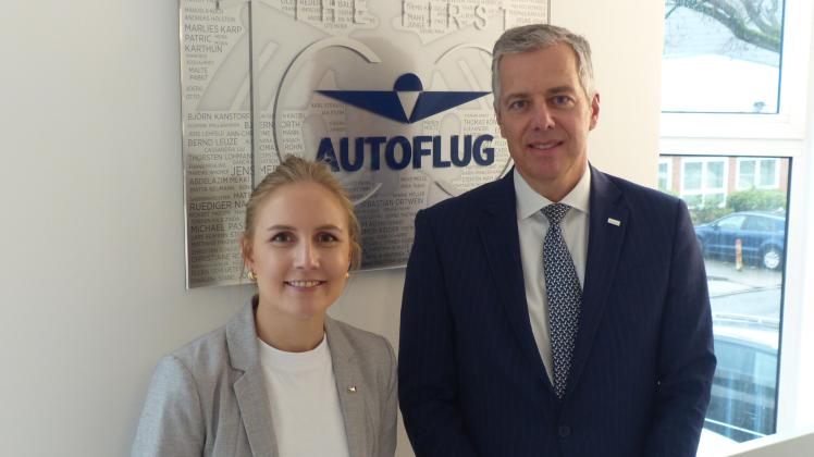 Kampfflugzeug Eurofighter: Sitze kommen von Autoflug in Rellingen