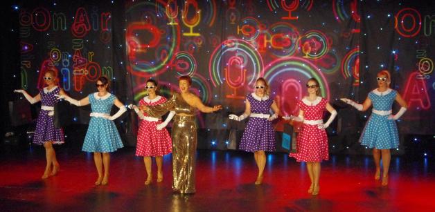 Steffie Steup und die Danzdeerns in der Stadthalle Eckernförde