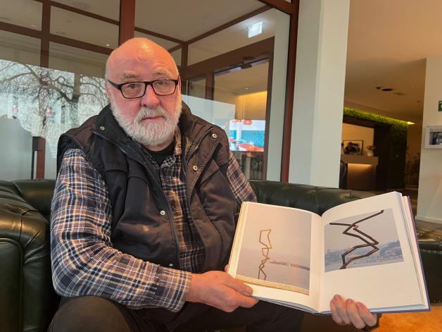 Bildhauer Robert Schad möchte Skulpturen nach Glücksburg bringen