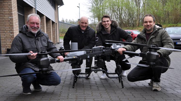 Eckernförde: Wie das Fliegen einer großen Drohne erlernt wird