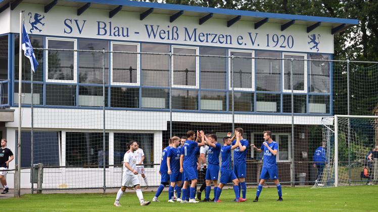 Ticker mit Videos: BW Merzen schlägt Bippener SC mit 5:0
