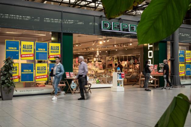 Depot in der Krise: Filialen von Schließungen bedroht