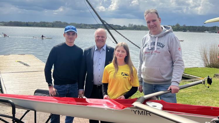 Domschulruderclub: Ein Ruderboot speziell für Kinder