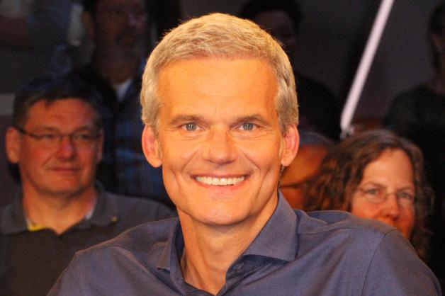 Thorsten Schröder: Tagesschau-Sprecher beim Ironman mit Tattoo