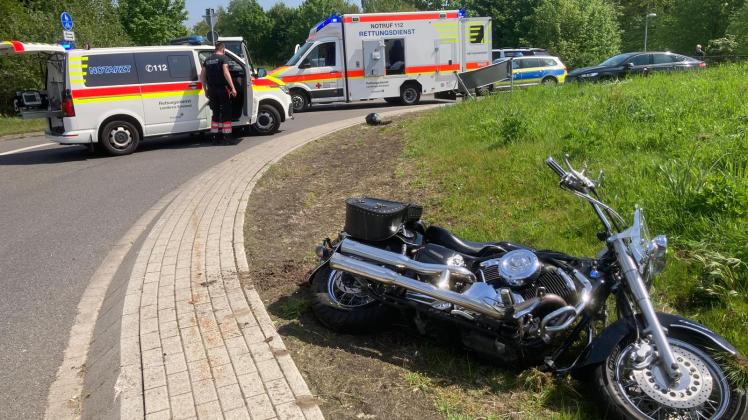 Motorradfahrer verunglückt in Thuine: Mann schwer verletzt