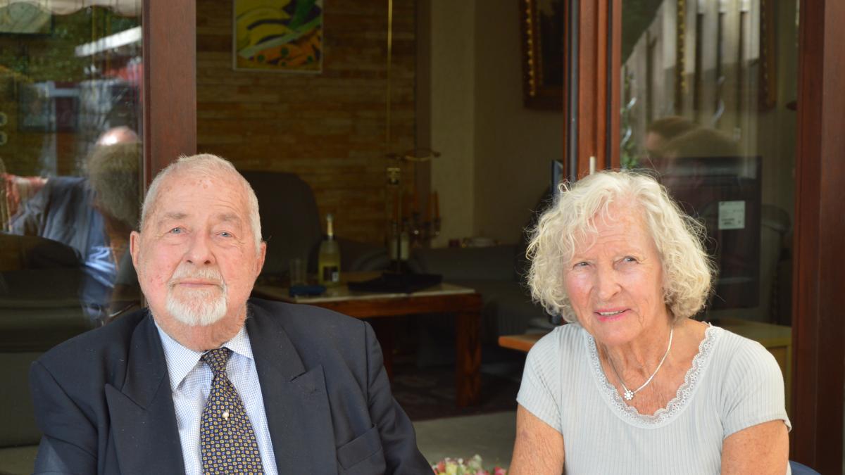 60 Jahre Ehe: Schenefelder Paar feiert diamantene Hochzeit