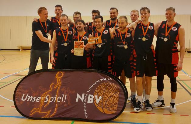 Basketball: Lukas Spanke und TuS Bramsche gewinnen den NBV-Pokal