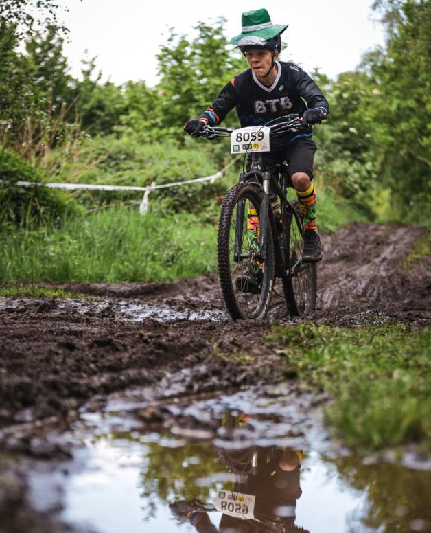 Viel Regen beim 24-Stunden-Mountainbikerennen am Alfsee in Rieste