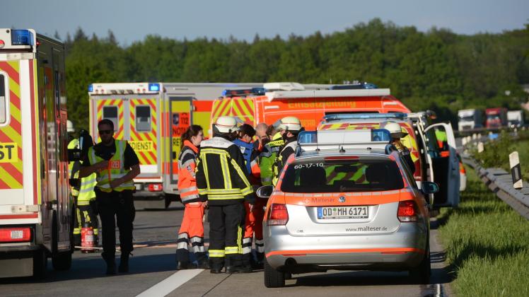 Schwerer Unfall auf A24 im Rückstau nach Kollision bei Reinbek