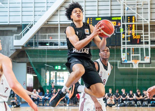 NBBL-Basketballer aus Quakenbrück und Vechta siegen im Final Four