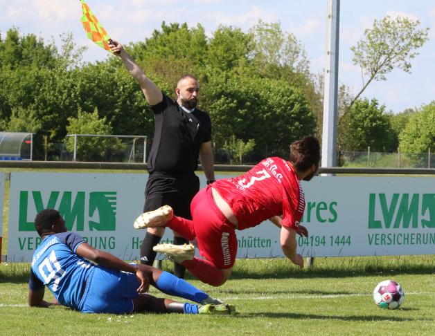 Fußball: Topspiel zwischen TuS Hartenholm und TuS Jevenstedt