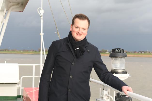 Beste Zeiten für die Elbfähre Glückstadt/Wischhafen an Pfingsten