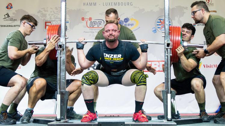 Kraftsportler Thomas Leffers aus Papenburg gewinnt EM-Titel