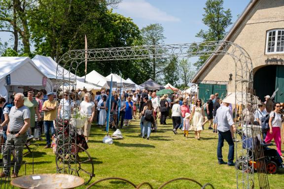 Die schönsten Bilder vom Pfingstmarkt auf Gut Oestergaard