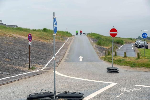 Verkehrschaos in St. Peter-Ording: Strandweg gesperrt